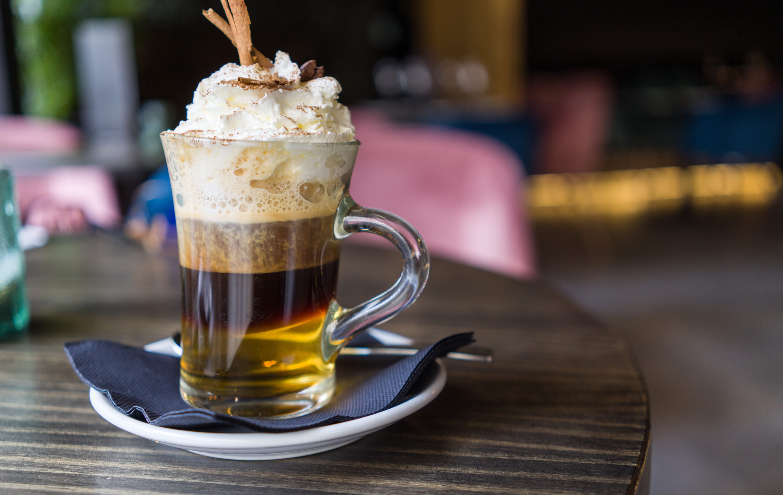 Hoe maak je een goede Irish coffee? - Javry Koffie Blog